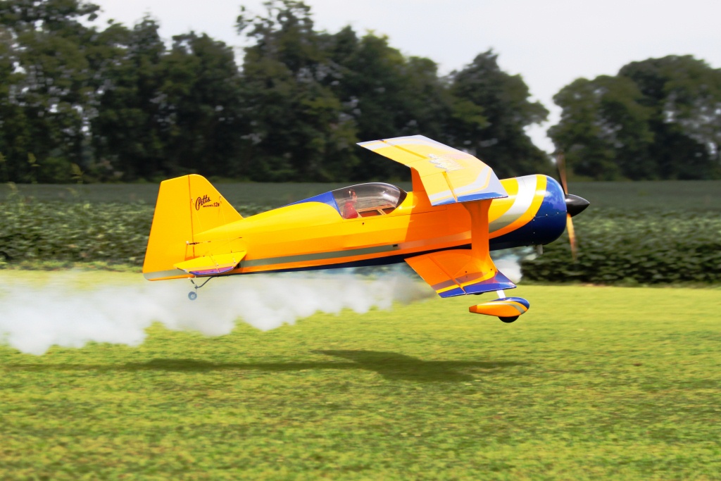 Rege Hall's QQ Aircraft Pitts Python 100, powered by a DA 100.